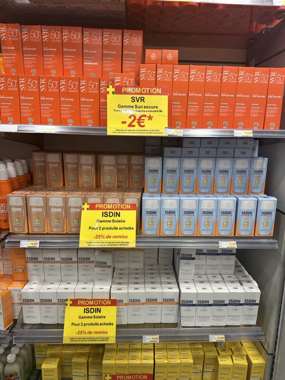 Best French Sunscreen (2026): Top Pharmacy Brands